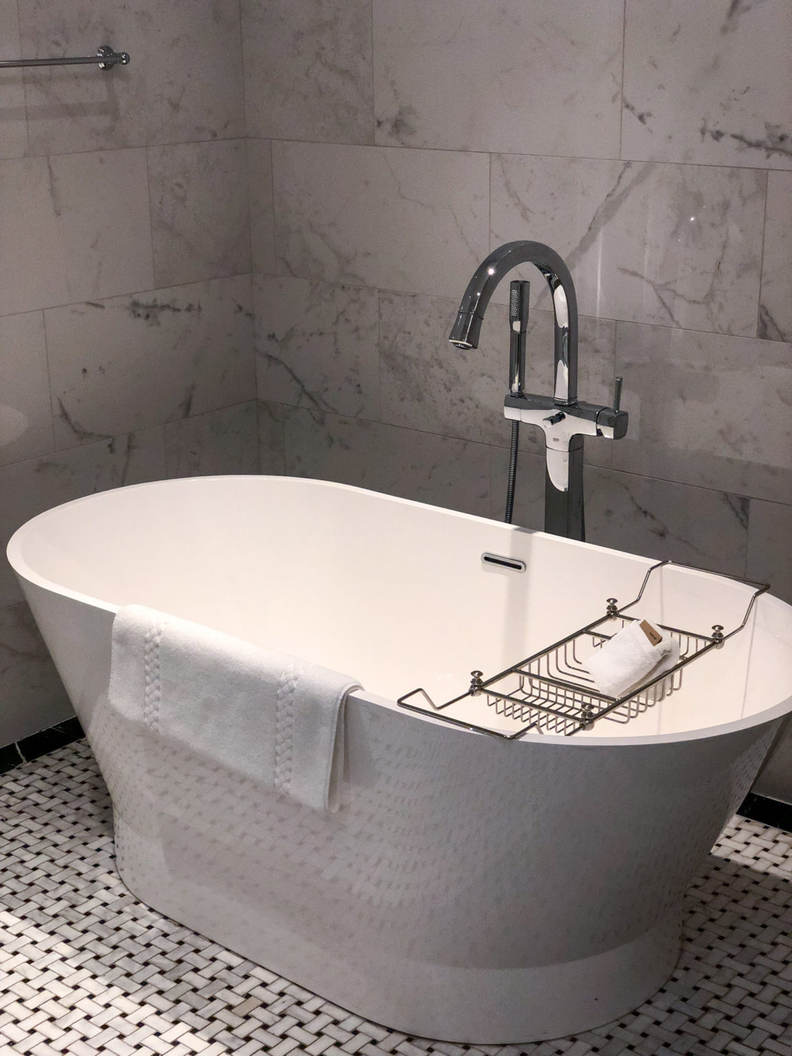 ROOMS – The Adelphi Hotel