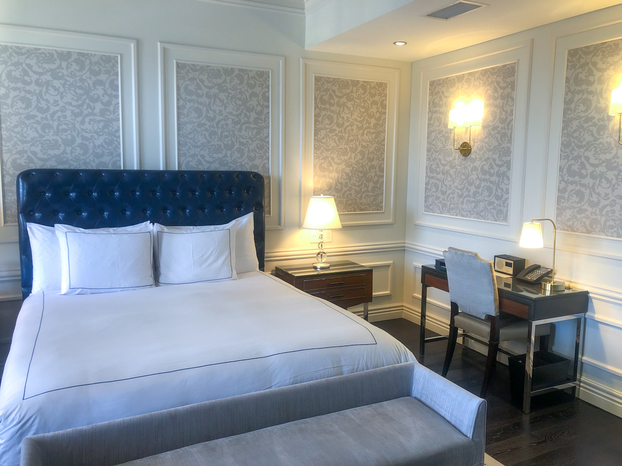 ROOMS – The Adelphi Hotel