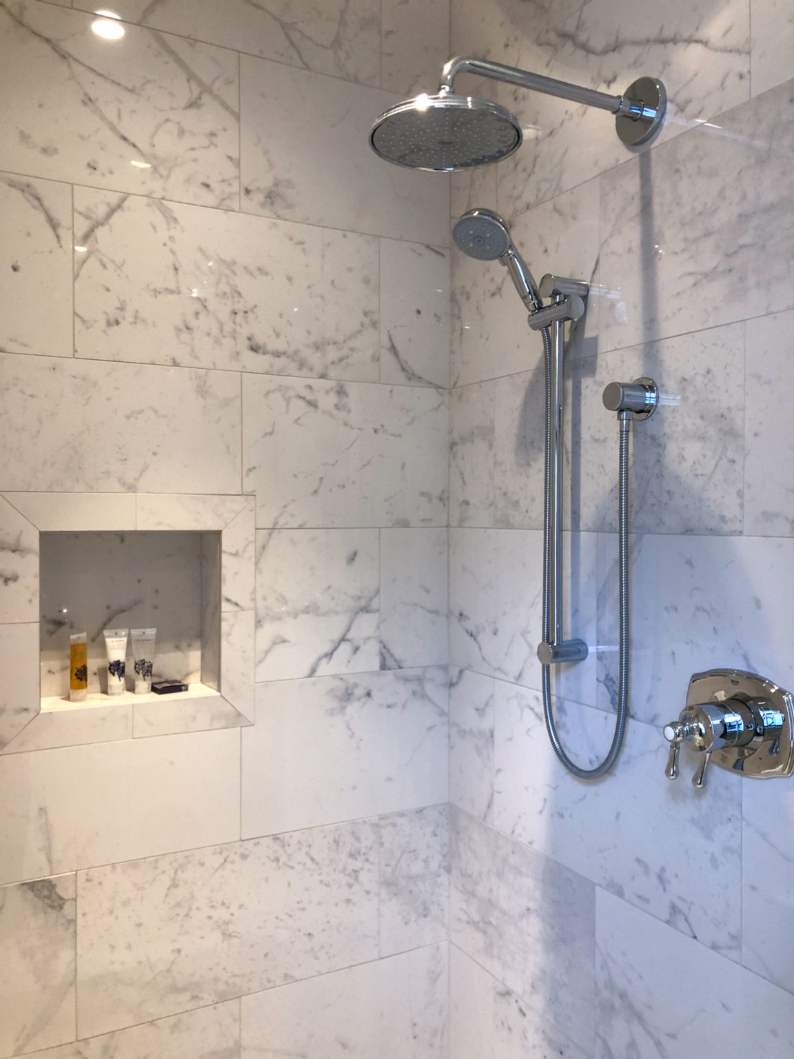 ROOMS – The Adelphi Hotel