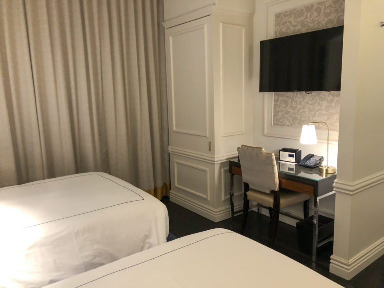 ROOMS – The Adelphi Hotel